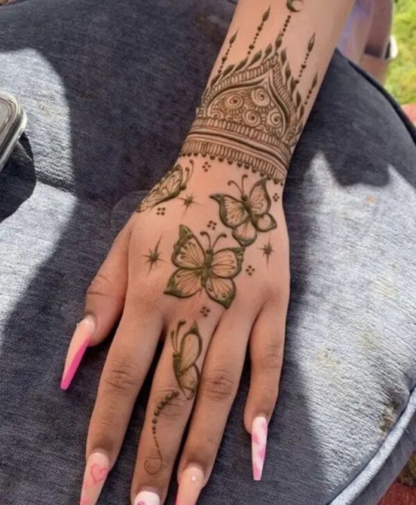 15+ Butterfly Mehndi Designs to Add Charm and Joy to Your Look - WedMeVibes