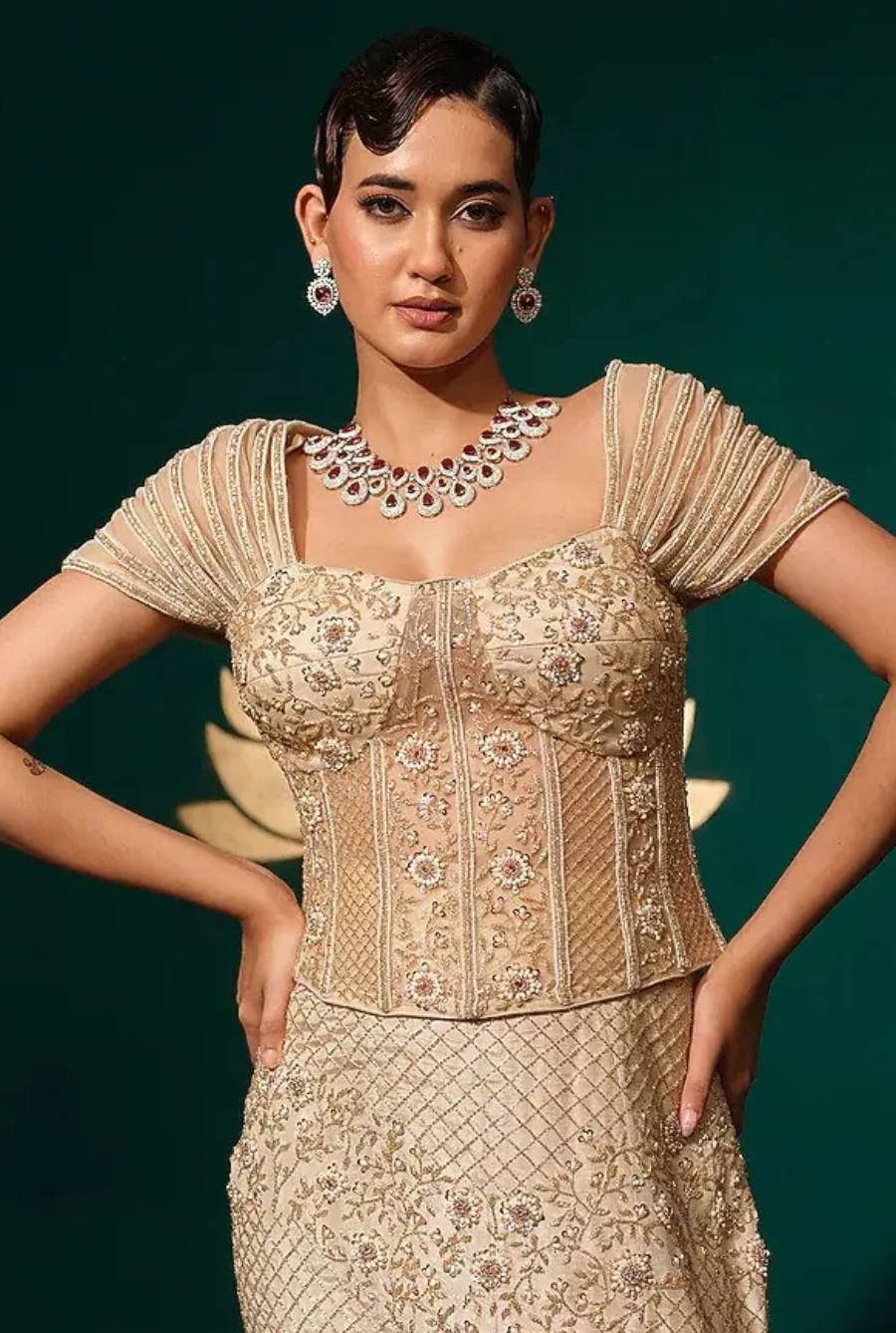 15+ Trendy Corset Blouse Designs to Refresh Your Ethnic Look - WedMeVibes